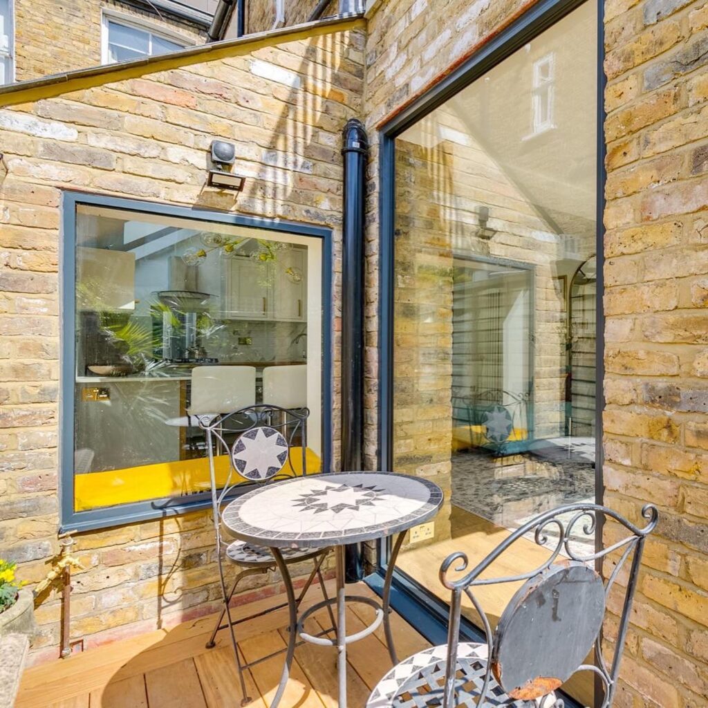 Your complete guide to Cortizo COR 70 Windows - aluhomes LImited